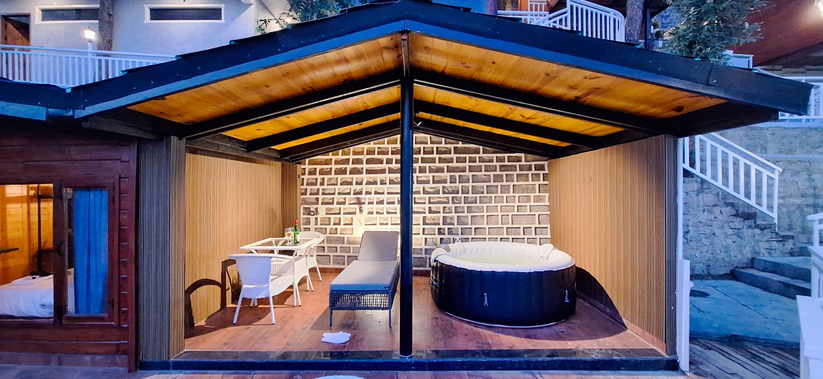 Gallery || Koro Treehouse Resort